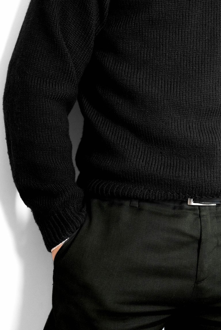 No 003 Crewneck Knitting Pattern - Grivette Design